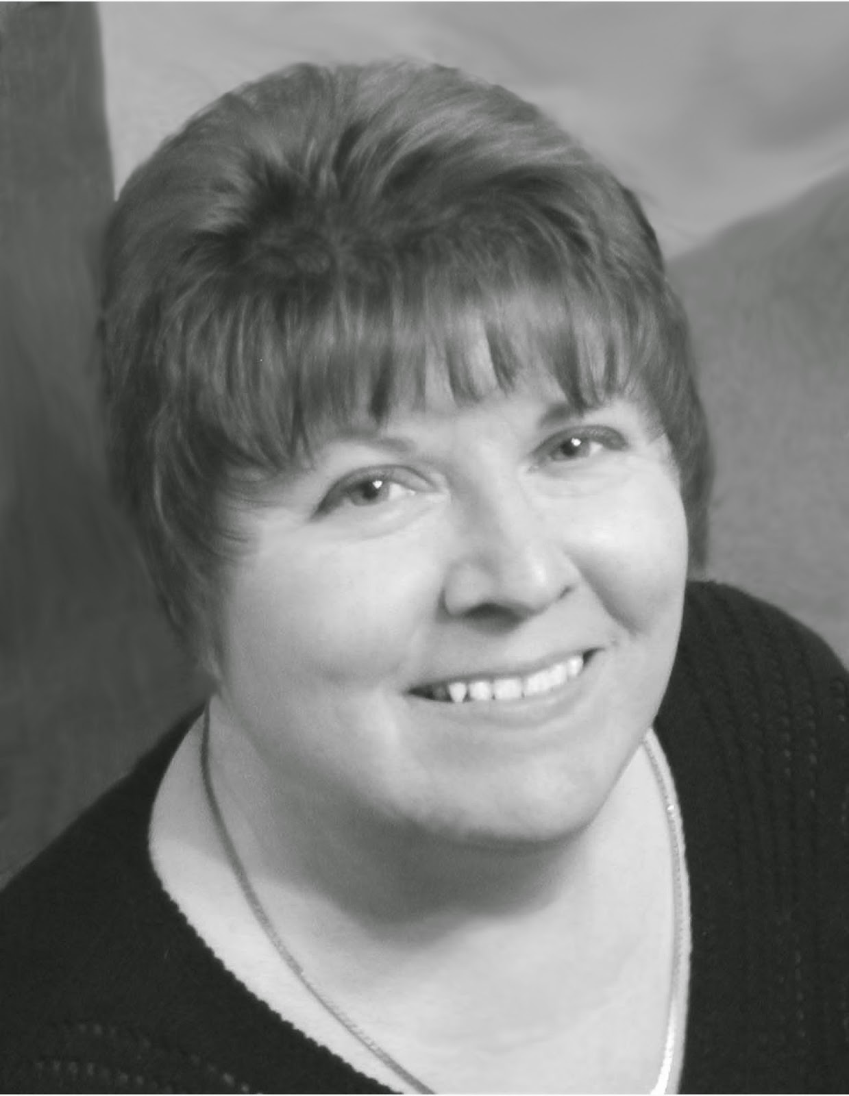 Gail Carriger Interviews P.N. Elrod about The Hanged Man