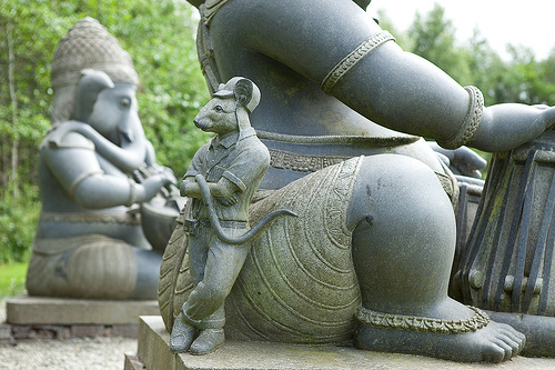 Images of Lord Ganesha: Mushaka Vahana