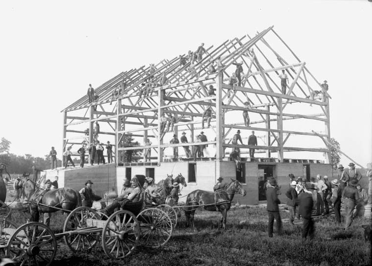 Stitches Thru Time: A Barn Raising!