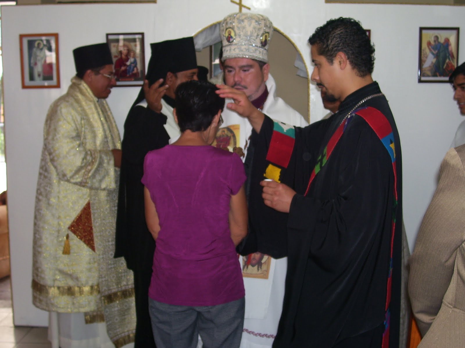 Monasterio Ortodoxo de san Basilio: Divina Liturgia Celebrada por su ...