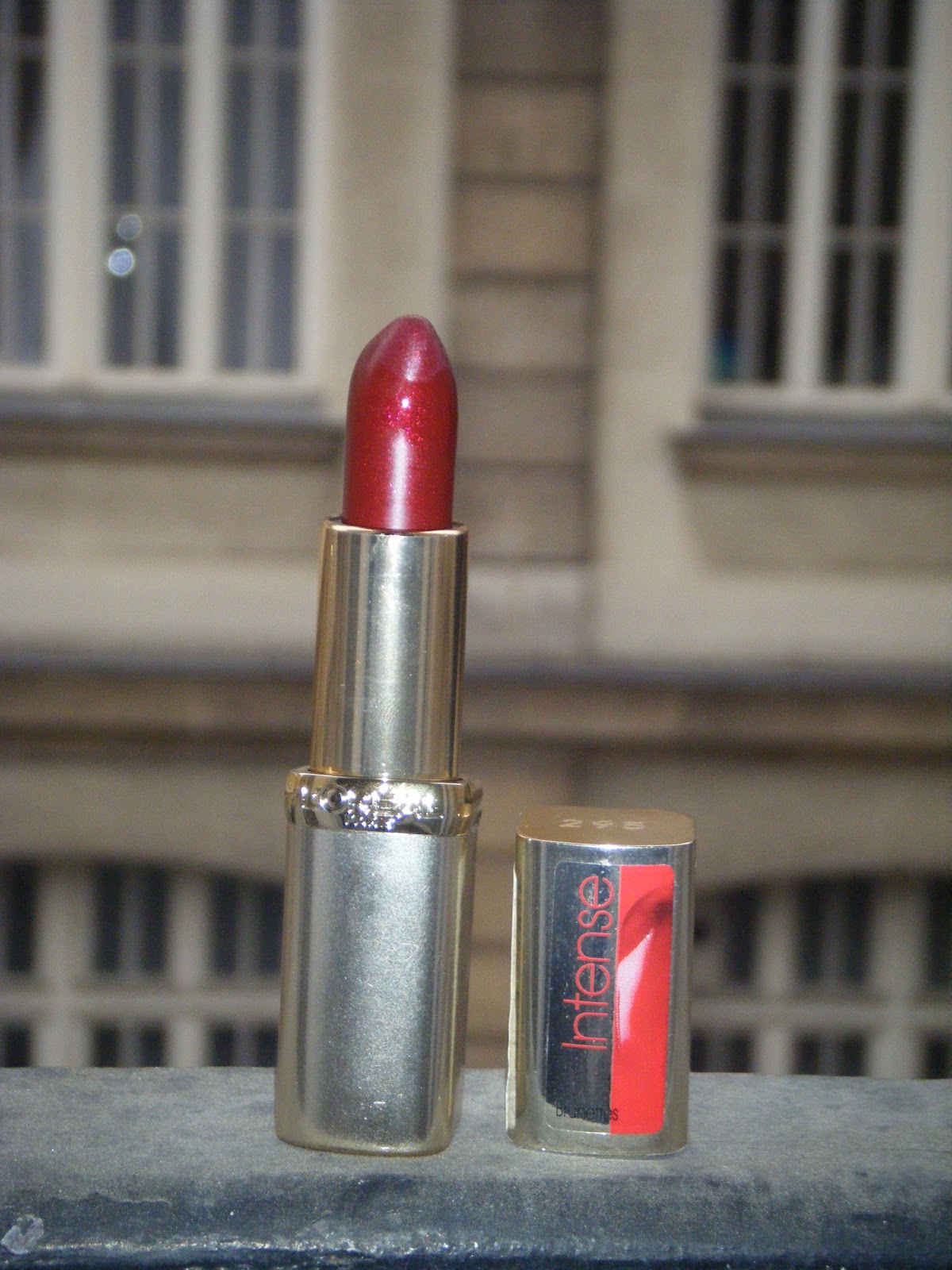 Journal d'une beauty paresseuse: Apprivoiser le rouge à lèvres foncé ...