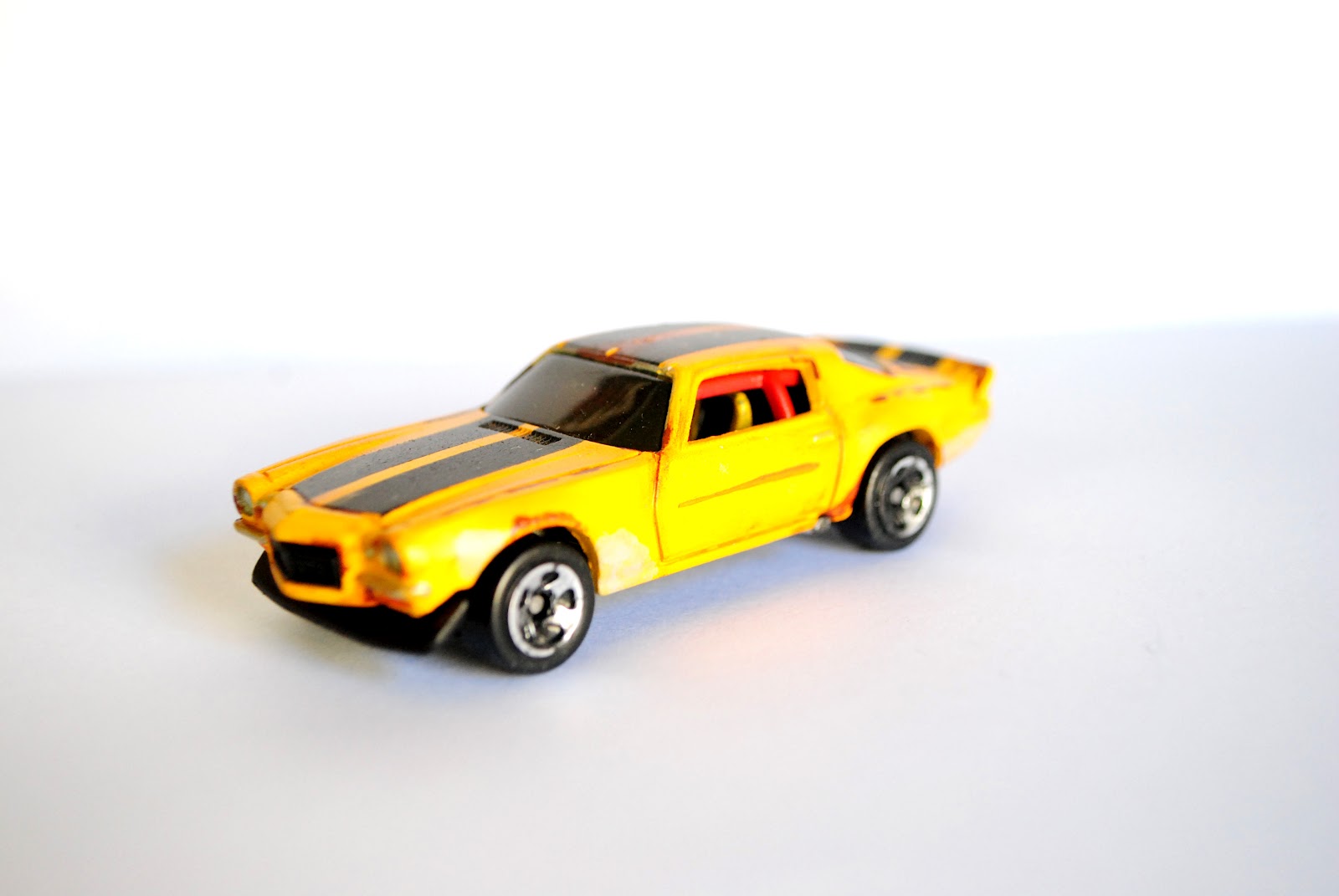 Spider Customs: Camaro Bumblebee Old Rusty