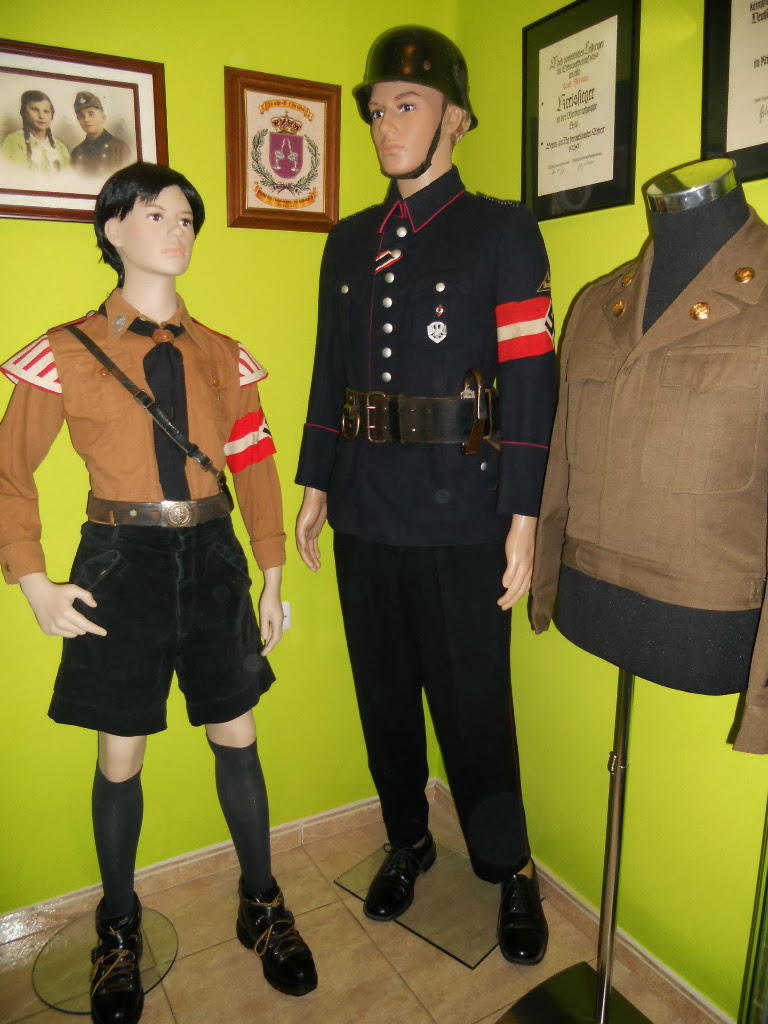 HJ Feuerwehr tunics - Wehrmacht-Awards.com Militaria Forums