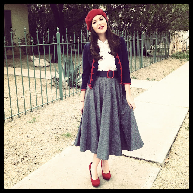 Golden Girl of the West: Raspberry Beret