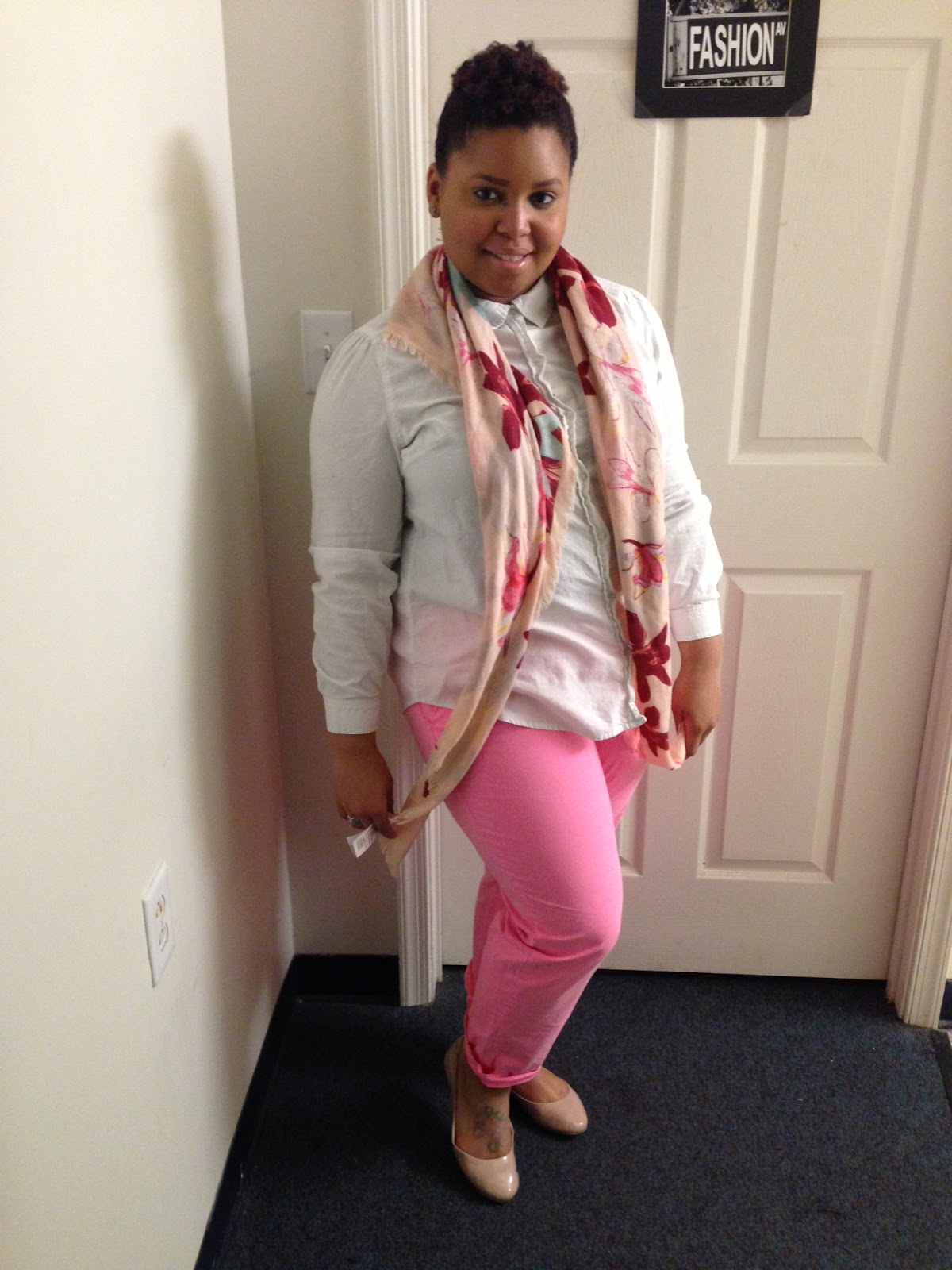 Glitter + Cosmos: How To Style Bright Colored Pants