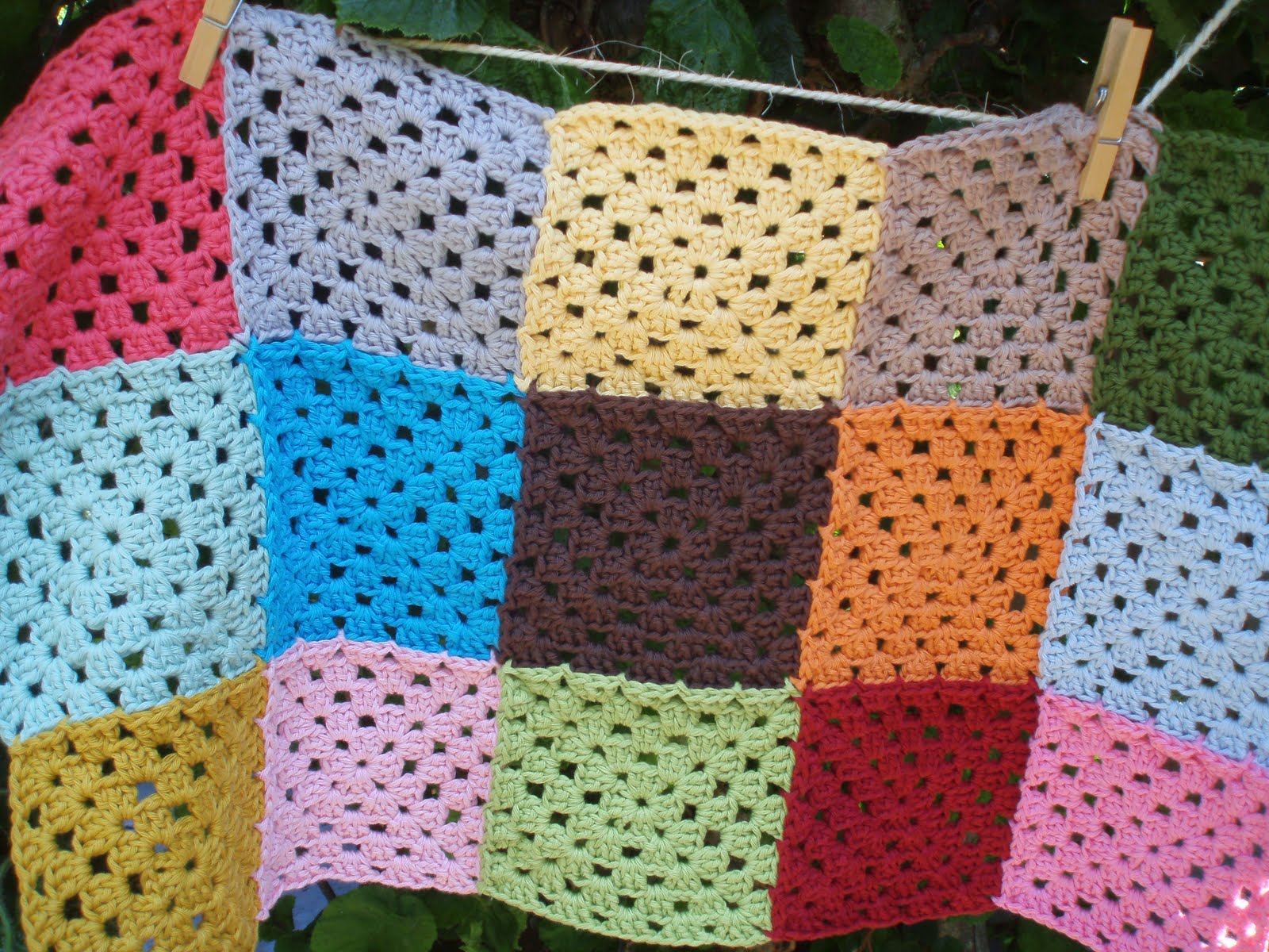 Haak en Pen: ' RESTJES-DEKEN"