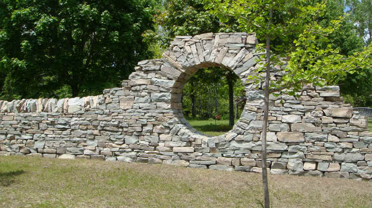 Dry Stone Building: Best Stone Moongates