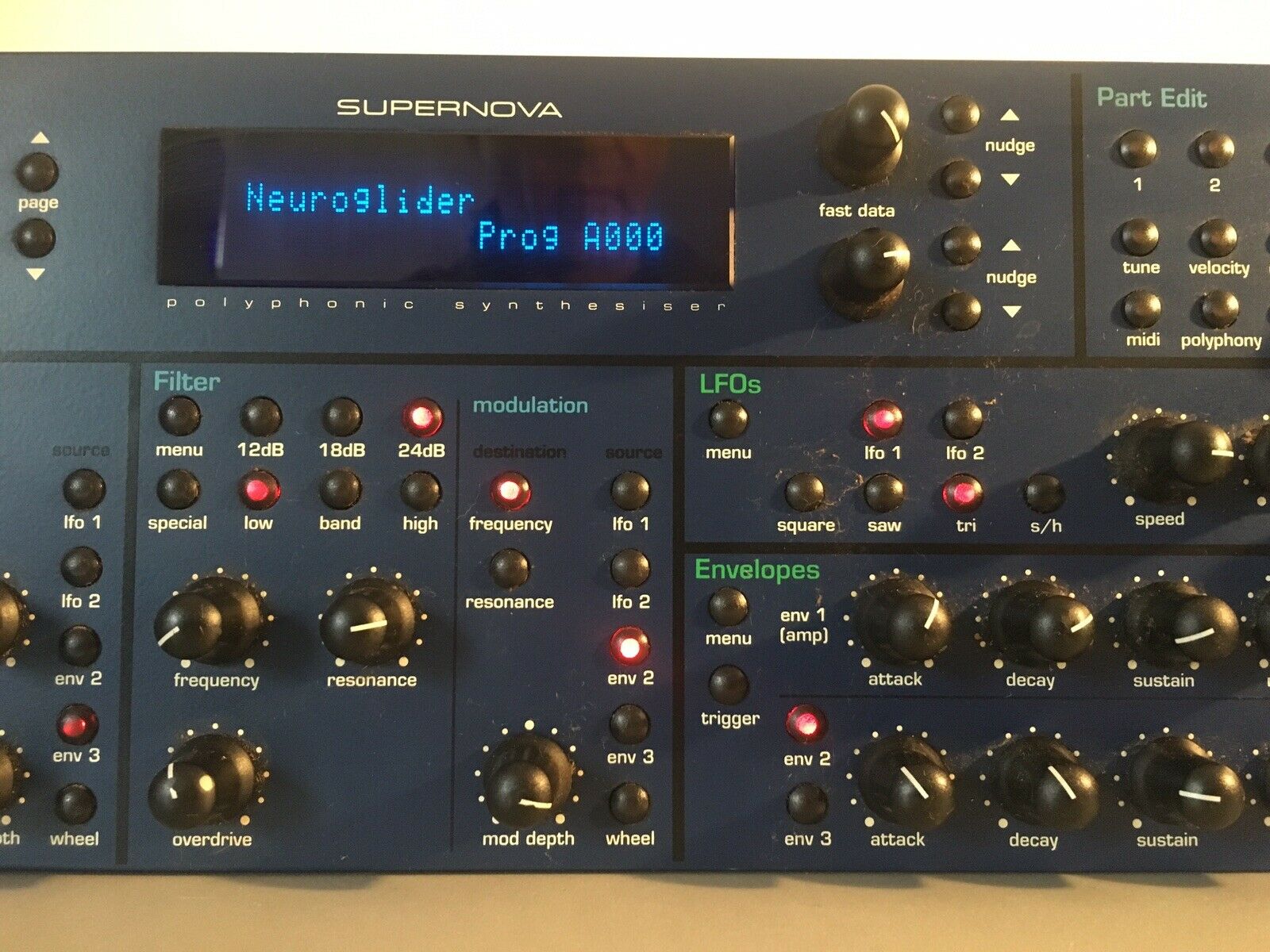 MATRIXSYNTH: Novation Supernova Polyphonic Rack Synth SN 007493