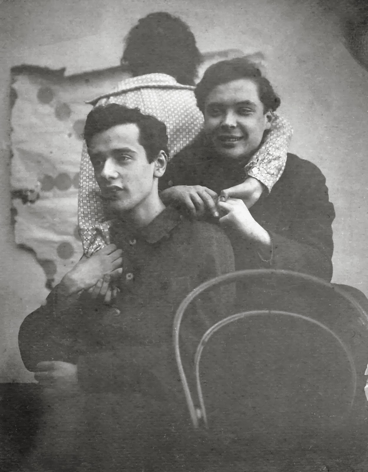 Gennadi Sardanashvily: Dmitri Ivanenko and Lev Landau - two archival photos