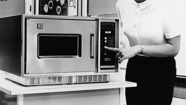 Microwave Oven: History of the microwave