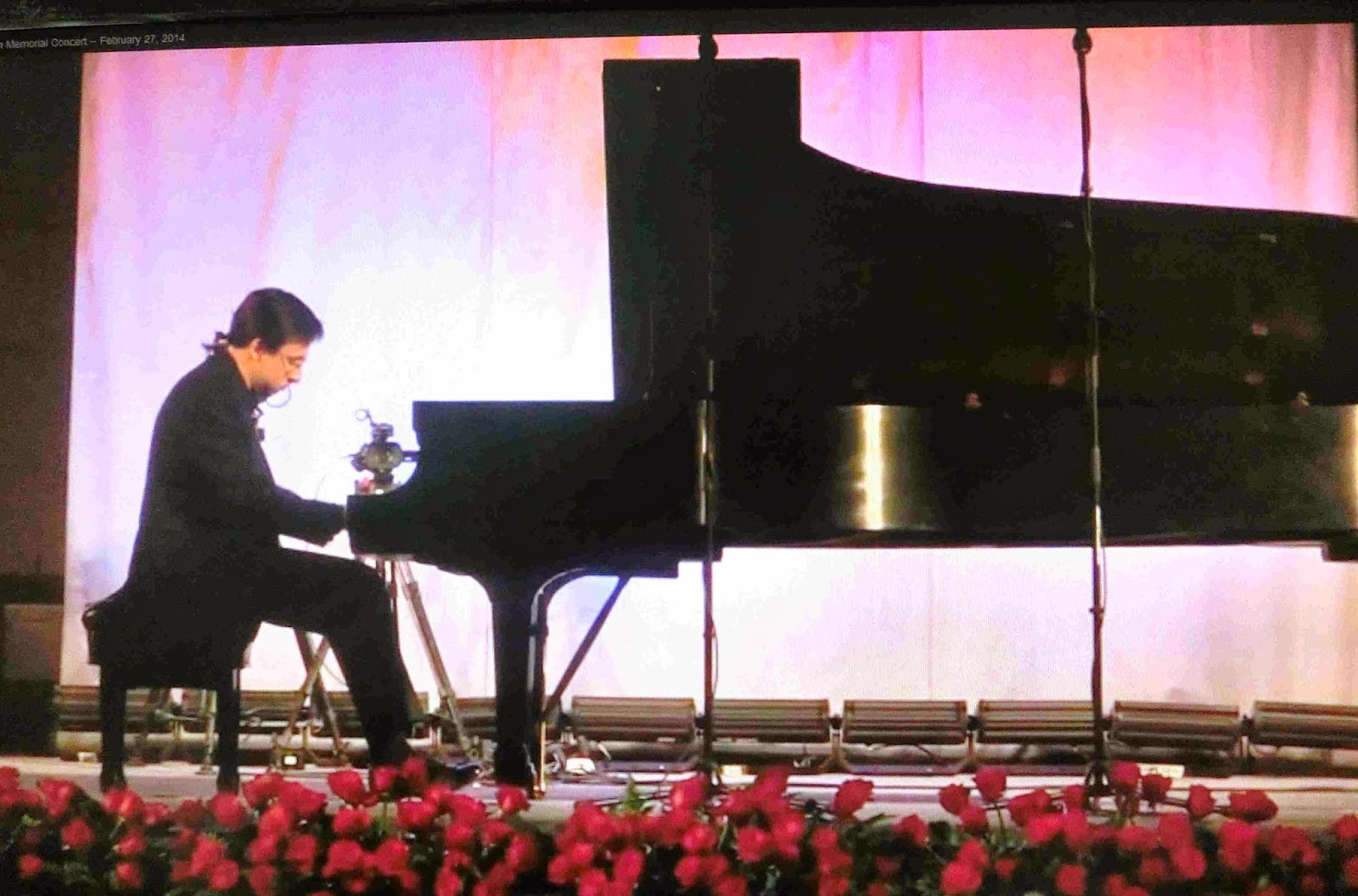 pianomania: February 2014