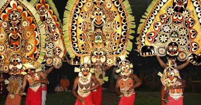 The Magic Tours Blog: Padayani: The spirit of central Travancore