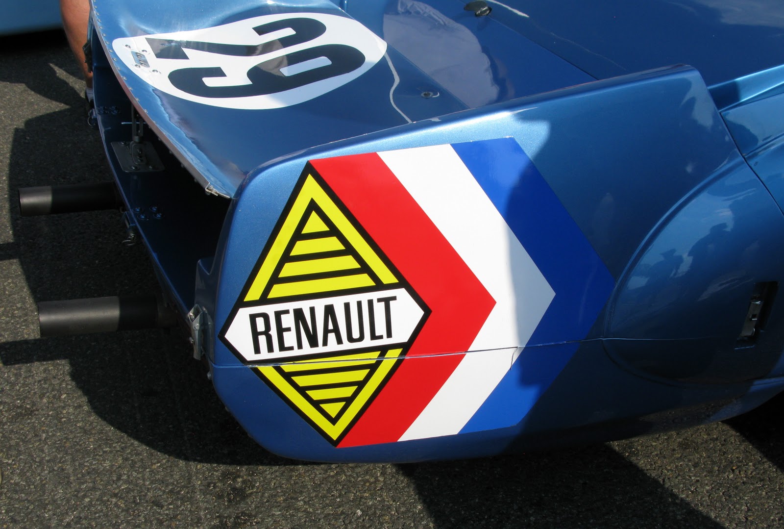 The Rolling Road : FRENCH RACING BLUE