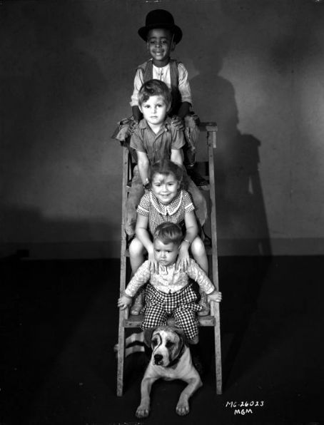 The Little Rascals -- Spanky George MacFarland • Eve Out of the Garden