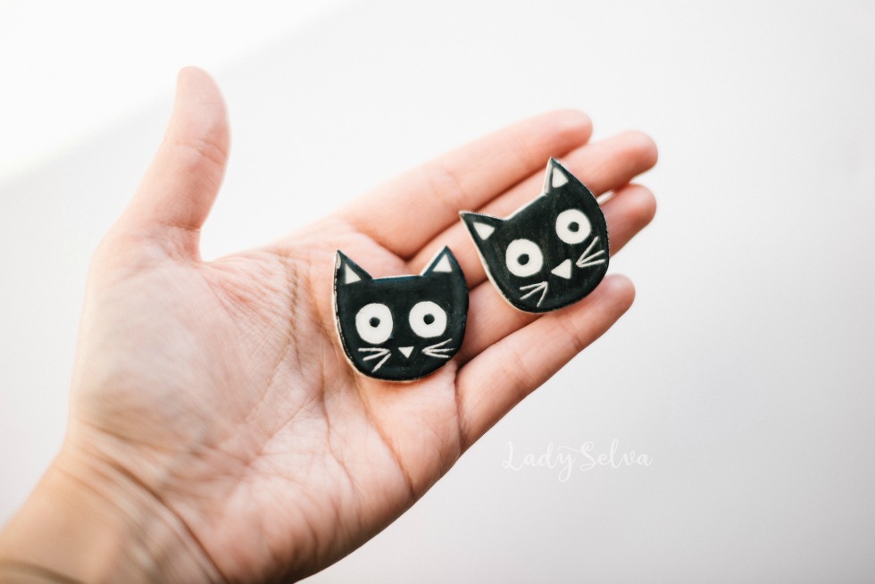 Lady Selva: Broche Gatete de la Suerte