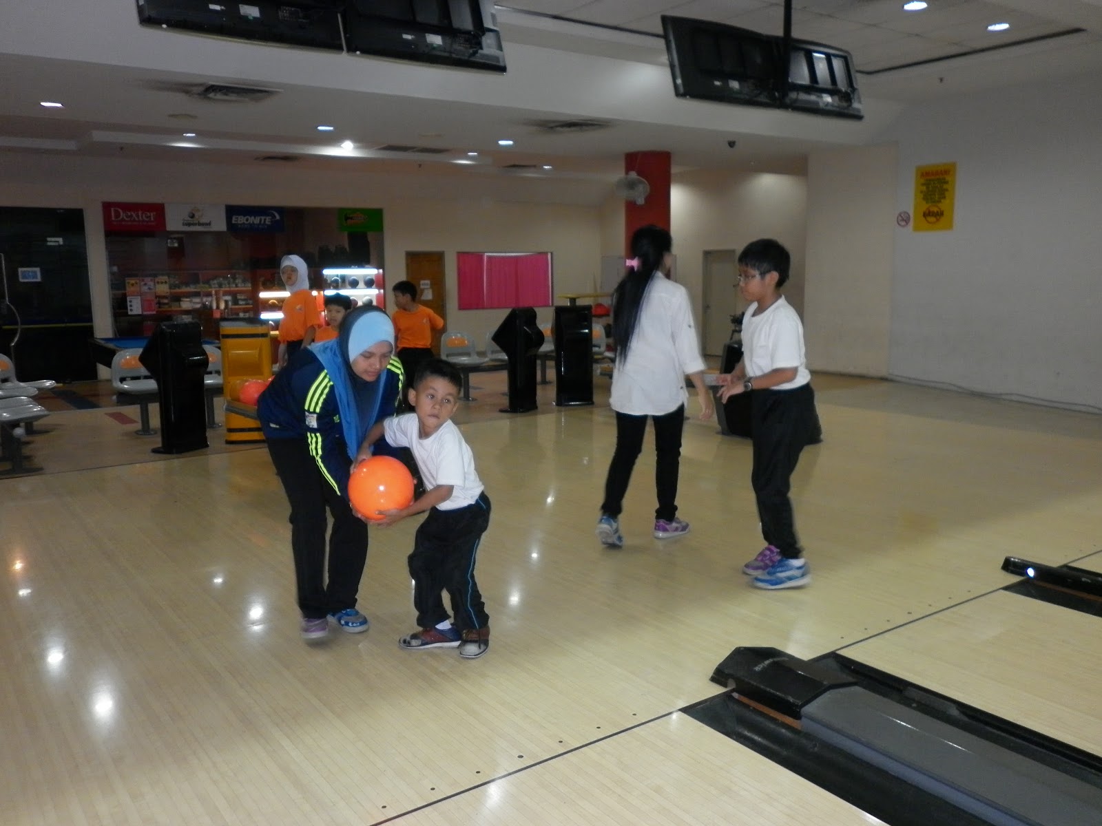 Sekolah Kebangsaan Taman Putra Perdana: TERAPI BOLING PPKI DI IOI MALL ...
