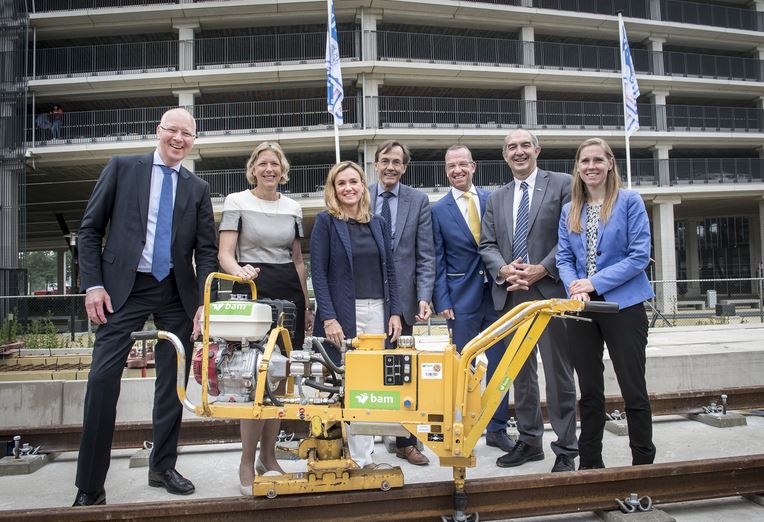 Spoorbouw Uithoflijn officieel gestart - Ov-nieuws