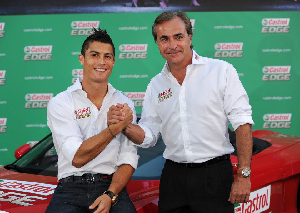 Stars coupes des cheveux: Cristiano Ronaldo CASTROL EDGE 2011