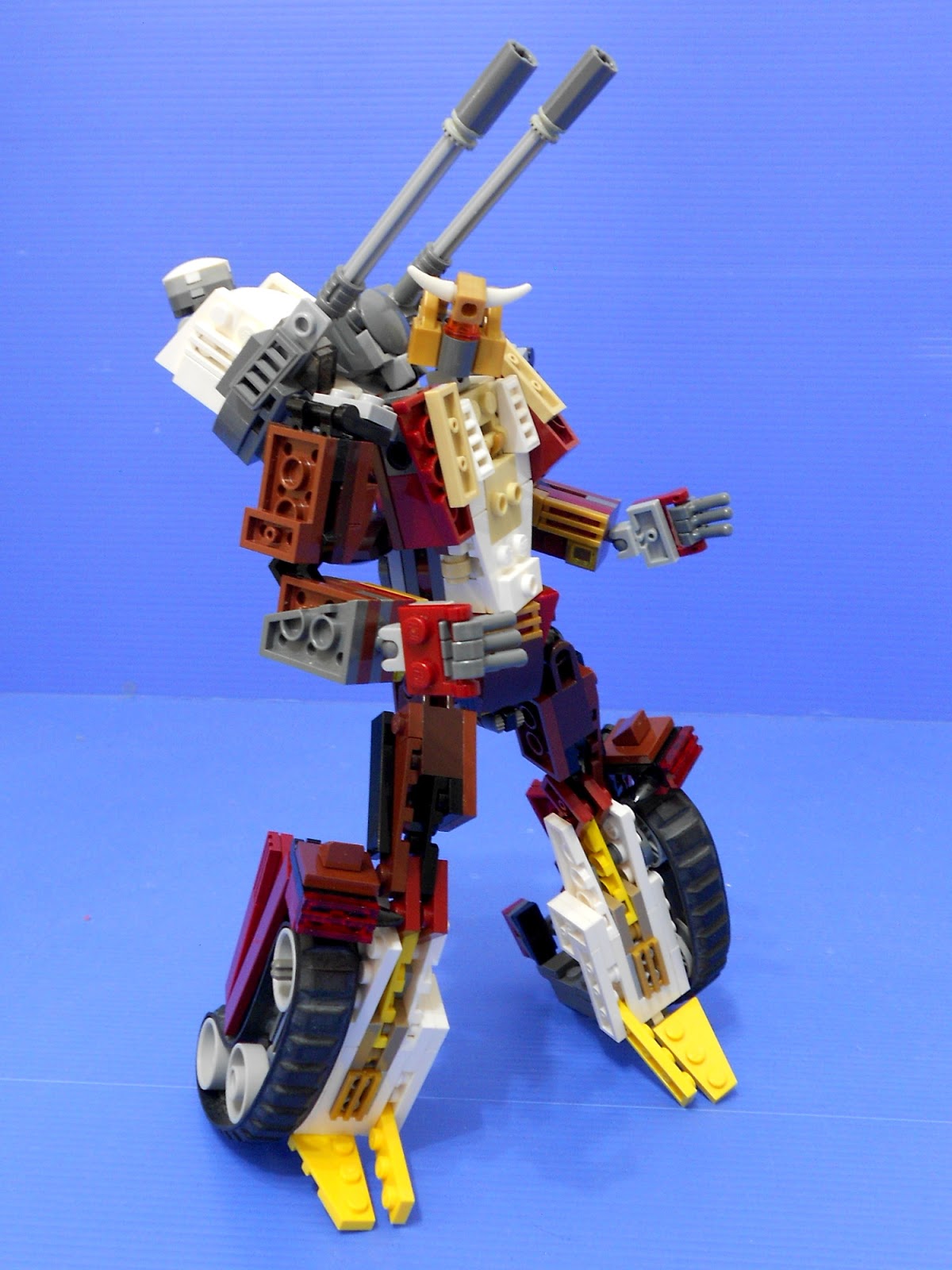 Alanyuppie's LEGO Transformers: LEGO Killbison from Breastforce team ...