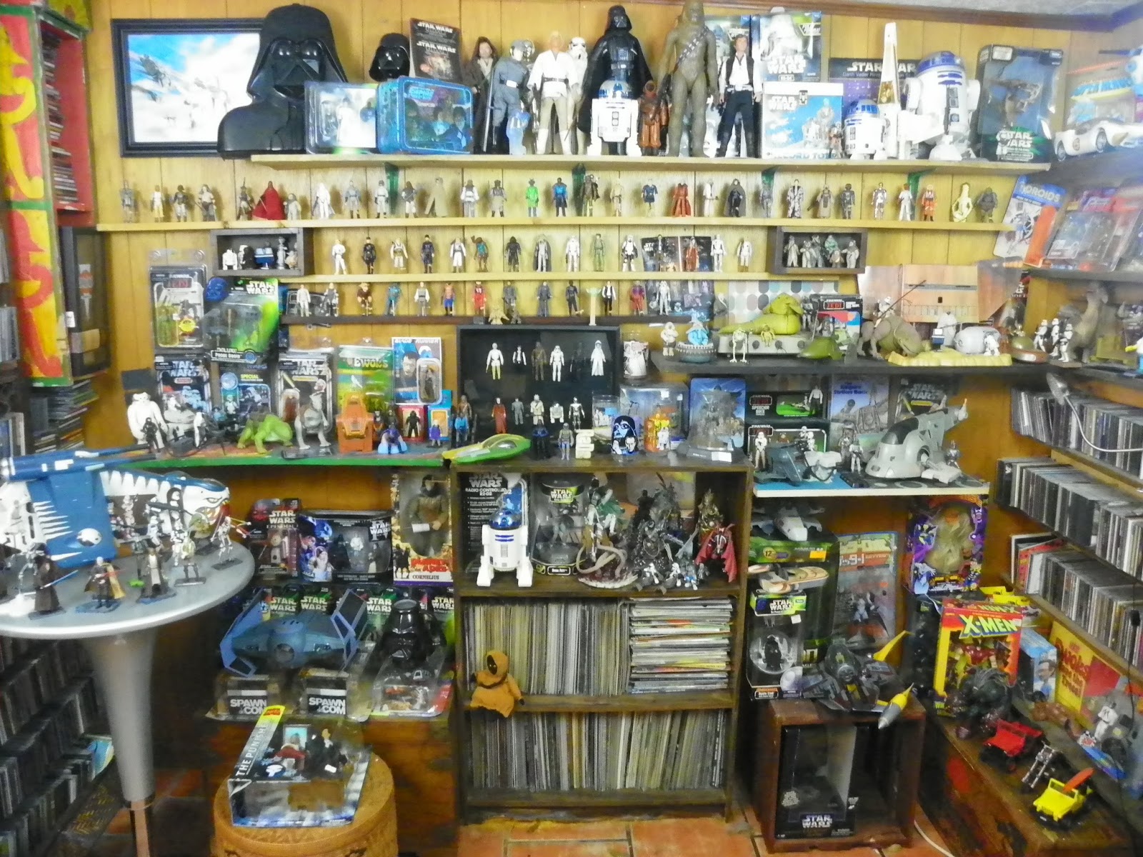 Blockbuster Toys: TOYFANS FROM AROUND THE WORLD