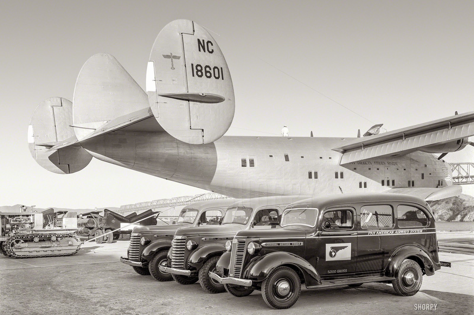 Just A Car Guy: one heck of a good photo of a Pan Am clipper ship