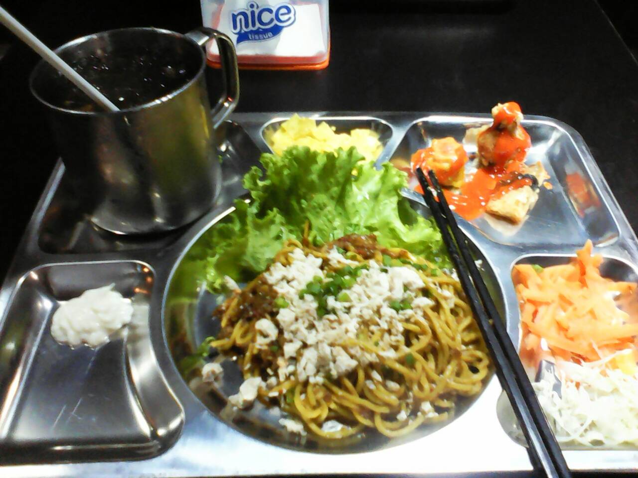 FLOG: Sensasi Makan “Mie Rampok” di Penjara