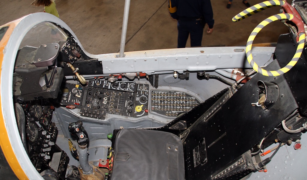 Besta Imunda: Fiat-Dornier G91 R/4, R/3 e T/3 ao serviço da Força Aérea ...