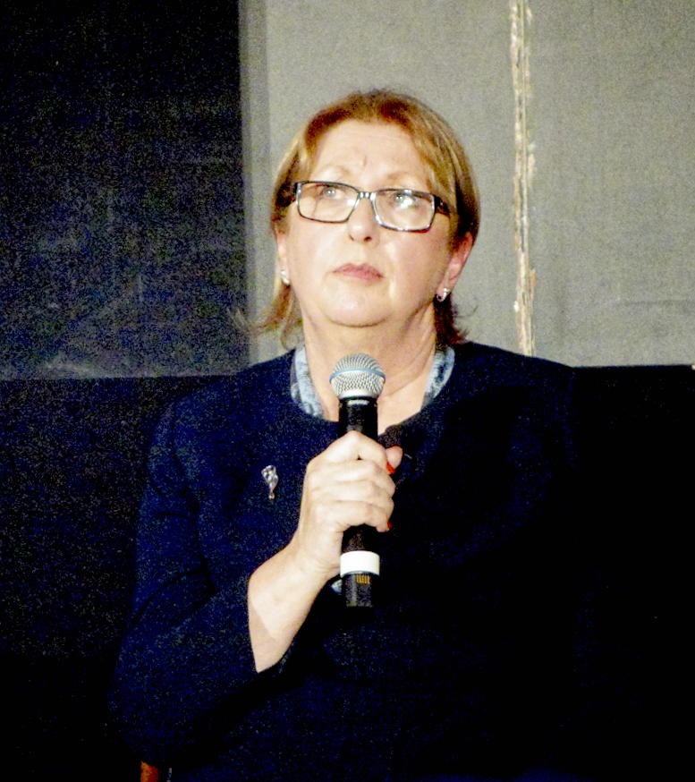 Dominusvobiscuit: THE PRESIDENT, THE POPE AND THE UNCONSCIOUS WIFE