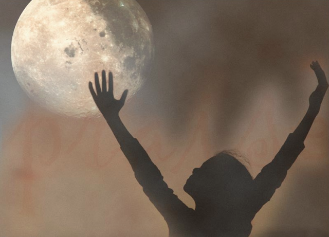 PSYCHE over MATTER: Moon Worshiping