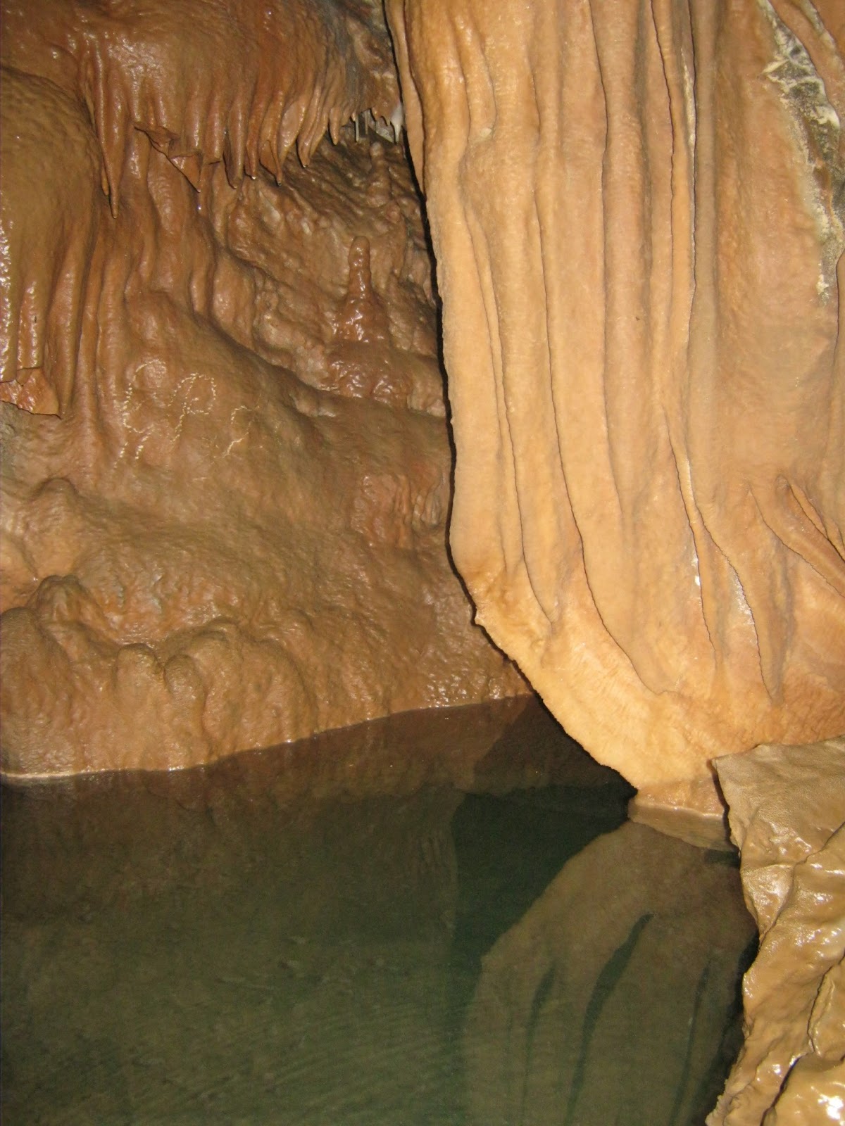 Sas' World Of Adventure: Caving - Wales Caving Holiday