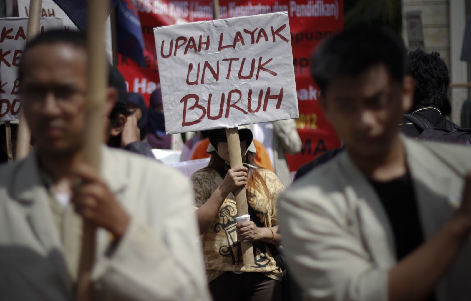 Ukuran Gaji atau Upah Ideal Buruh/Pekerja Dalam Islam - Zona Ekonomi