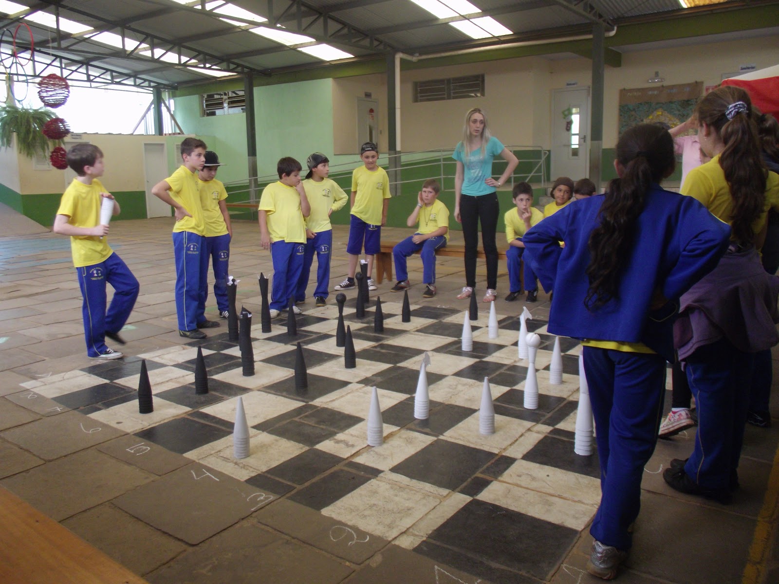 E.M.E.F. CAMINHOS DO APRENDER: Xadrez na Escola!