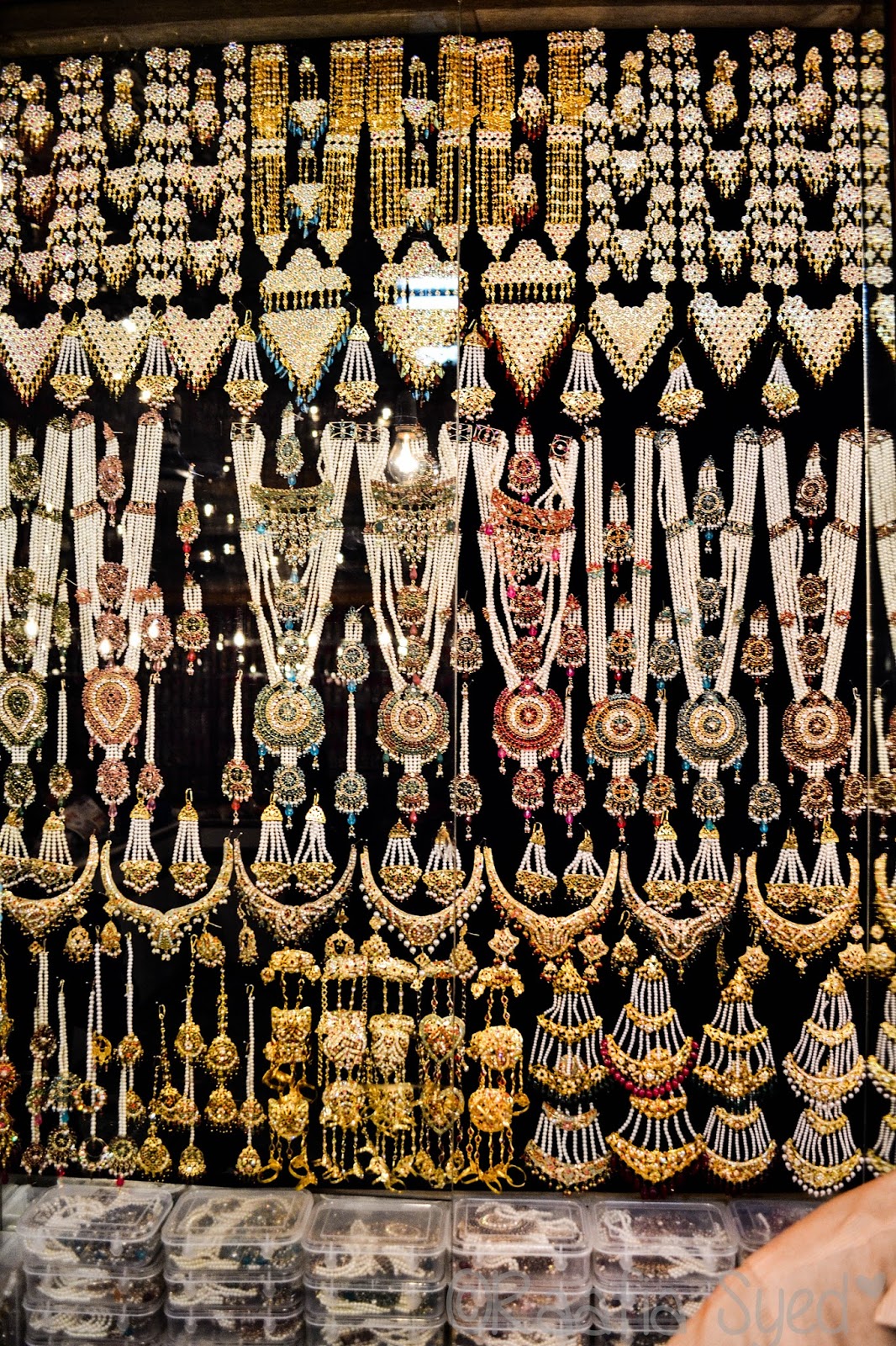 Raafia Syed: Laad Bazaar