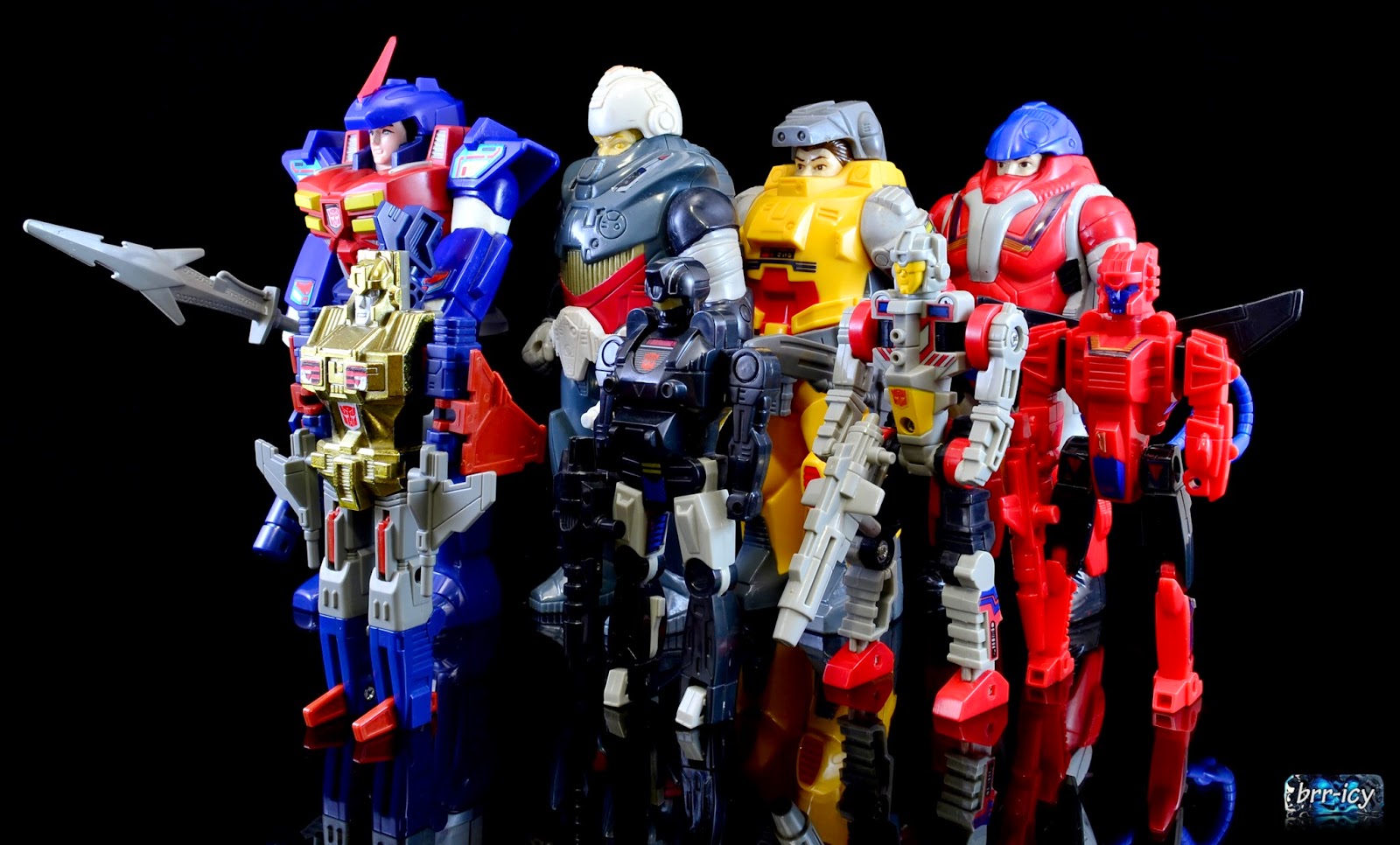 Brr-icy's Transformers Reviews: Masterforce: Metalhawk