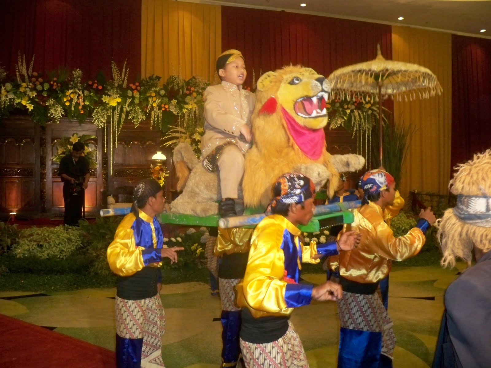 Adat Sunda Jenggala Manik: Upacara Adat Sunda Sunatan (Sepitan)