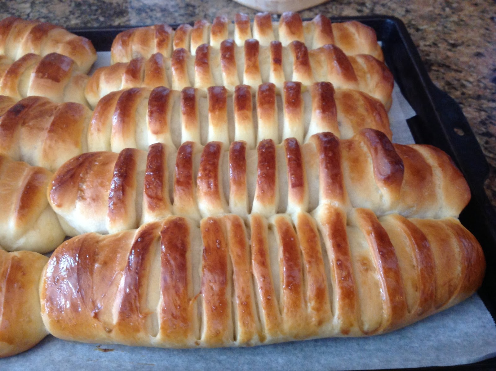 The new art of baking: Asian Hotdog Buns - the poolish starter dough method