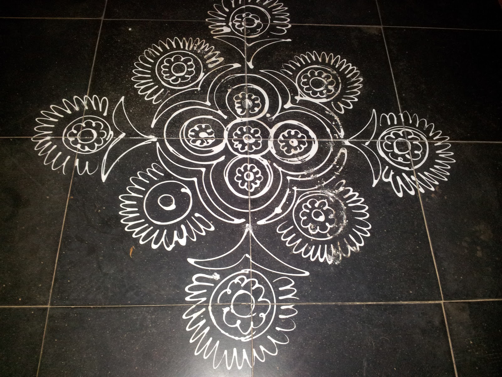 Kamala Malar Kolam: A quick and easy kolam