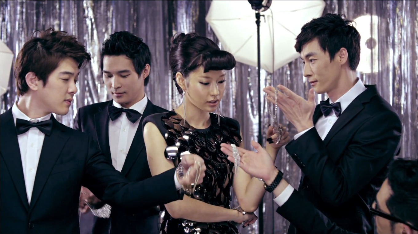 I cry like Yuko Oshima: Kpop: Rania (라니아)