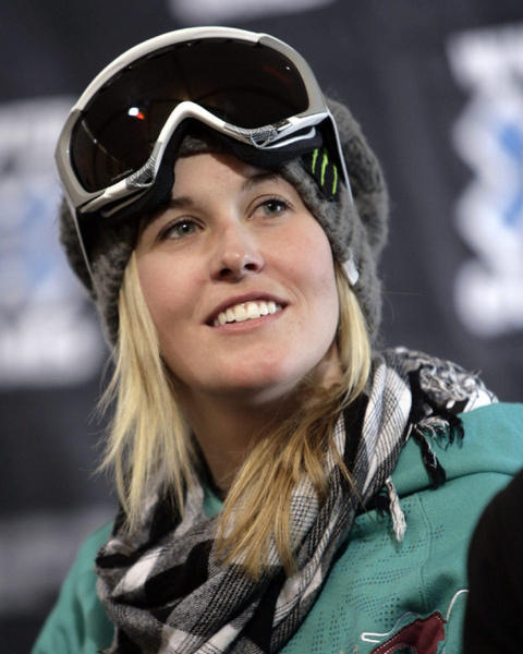 SPORTS BREAKING NEWS: Canadian freestyle skier Sarah Burke dies | UNO ...