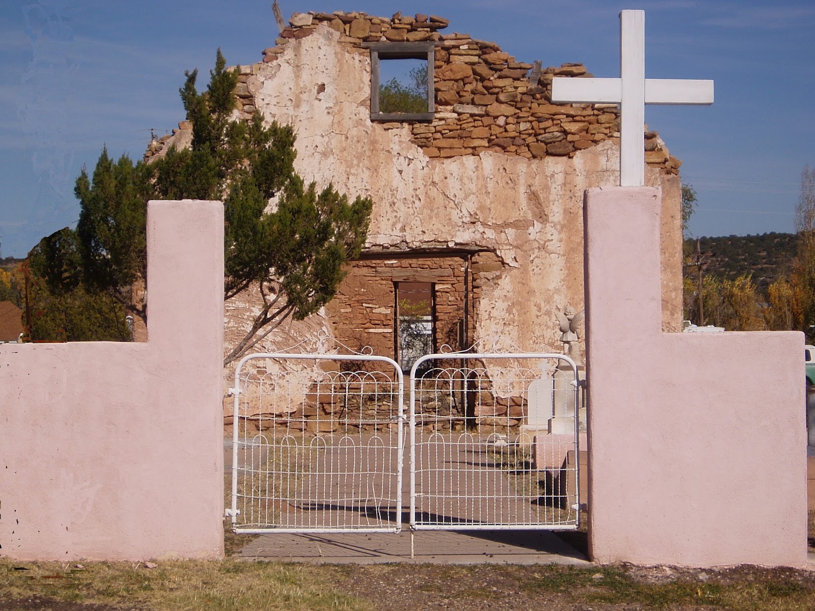 Road Runner: Blue Hole, Santa Rosa, NM