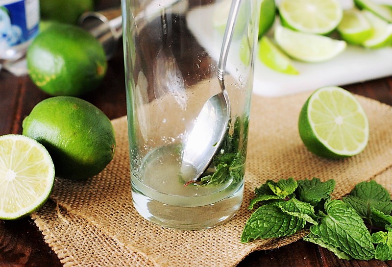 How to Make Mojitos | The Kitchen is My Playground