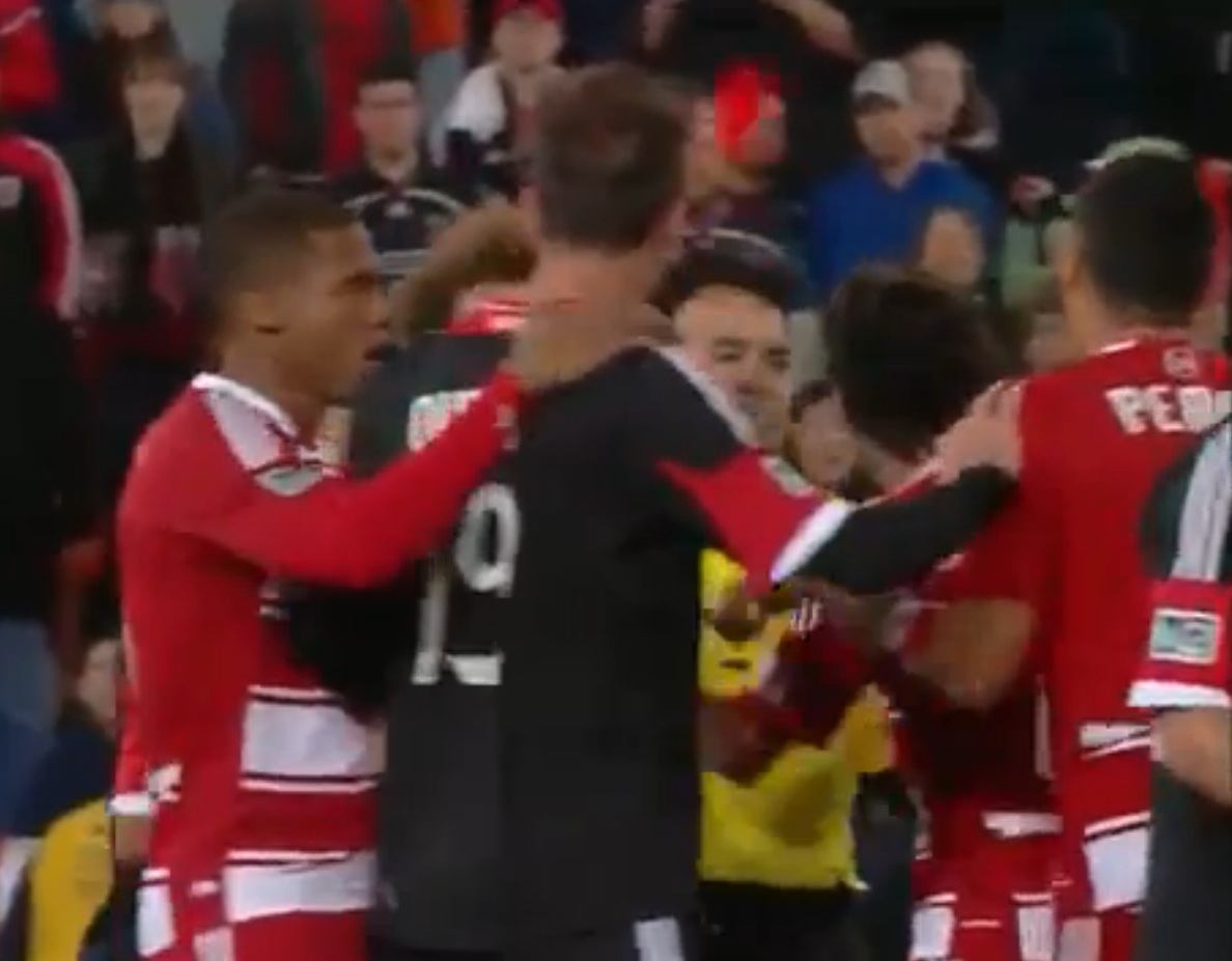 Hong Kong Referee: Able Referee Assistants Must Assist Referees Ably