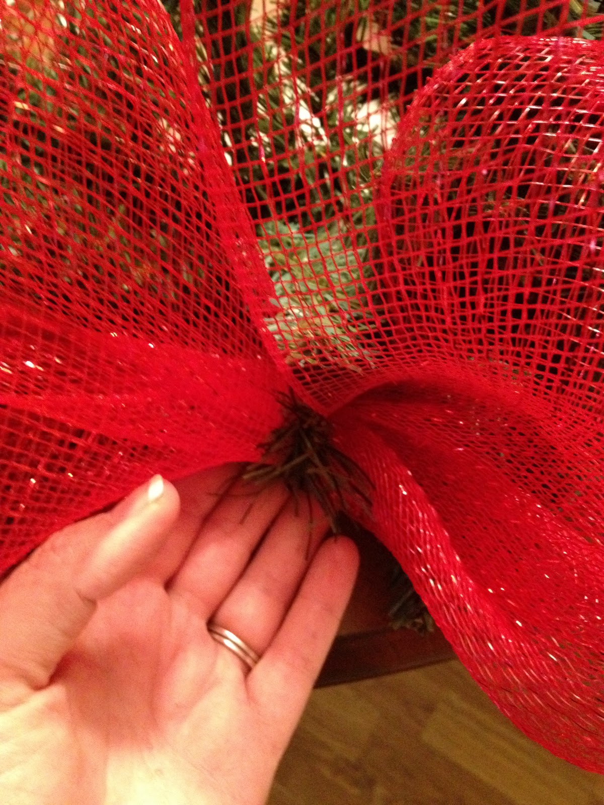 Engineering Life and Style: DIY Christmas Wreaths