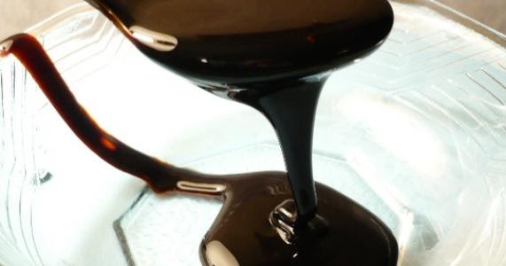 Carob molasses benefits for the skin ~ Educate yourself with us