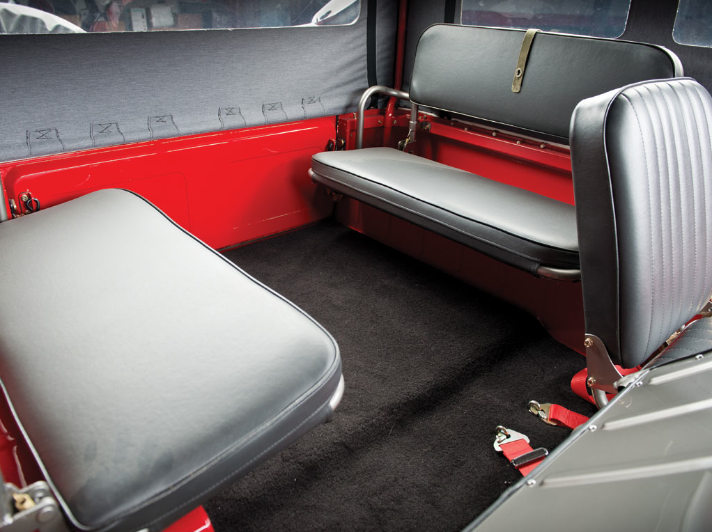 Net Cars Show: Toyota J40 Land Cruiser (1960-84)