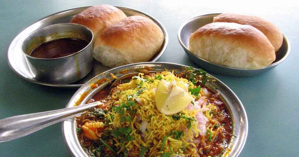 HUNGRYFOREVER: Misal Pav Recipe