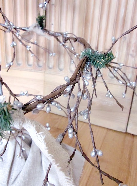 How to Make a Wire Christmas Tree