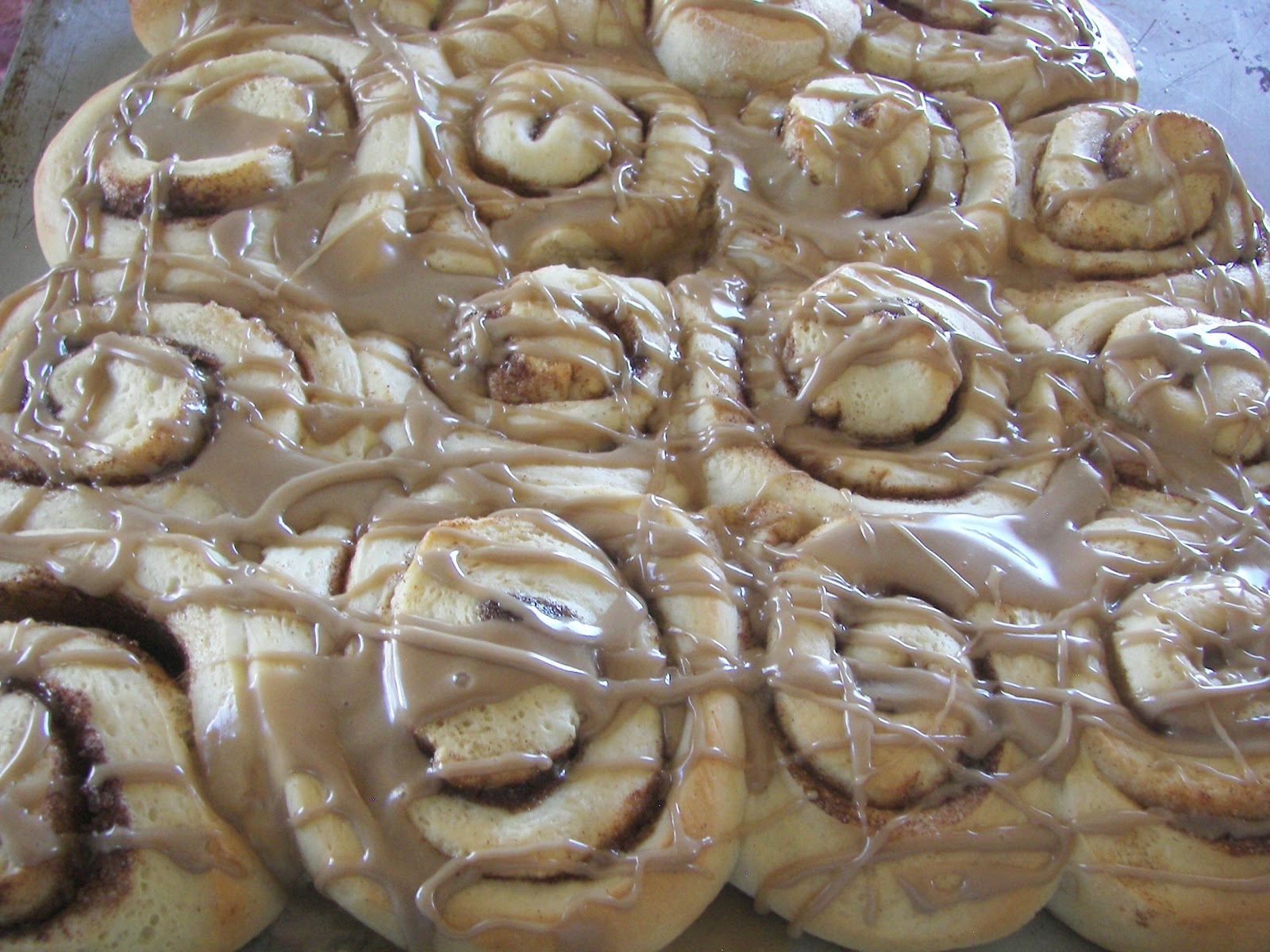 Red Couch Recipes: Maple Iced Cinnamon Rolls Tutorial