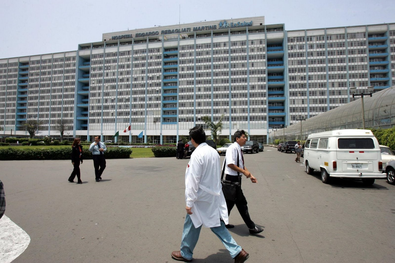 INFRAESTRUCTURA PERUANA: Hospital Nacional Edgardo Rebagliati Martins