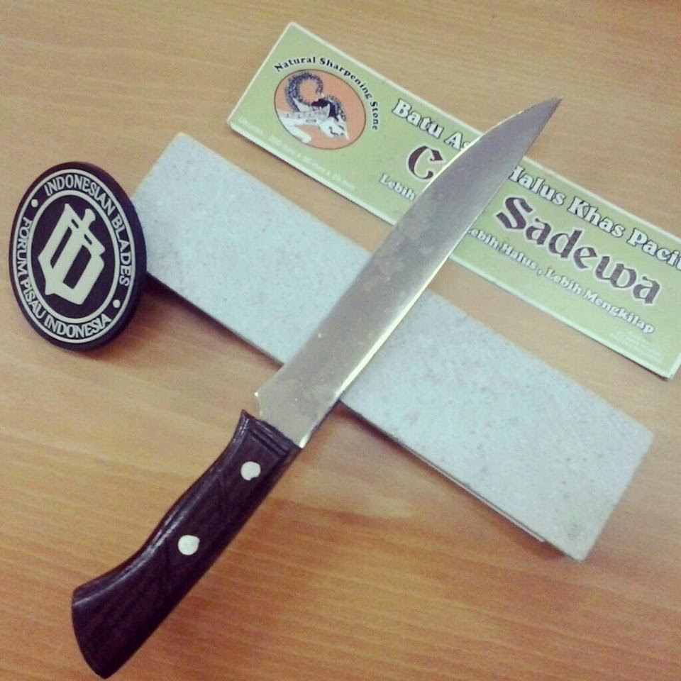 batu asah khas pacitan : batu asah khas pacitan